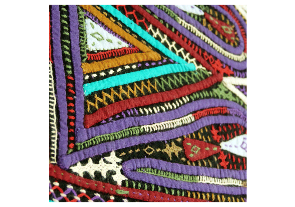 Broderie DHEBARIA RABARI "clématite" | Boutique de Textiles | Neelam.fr